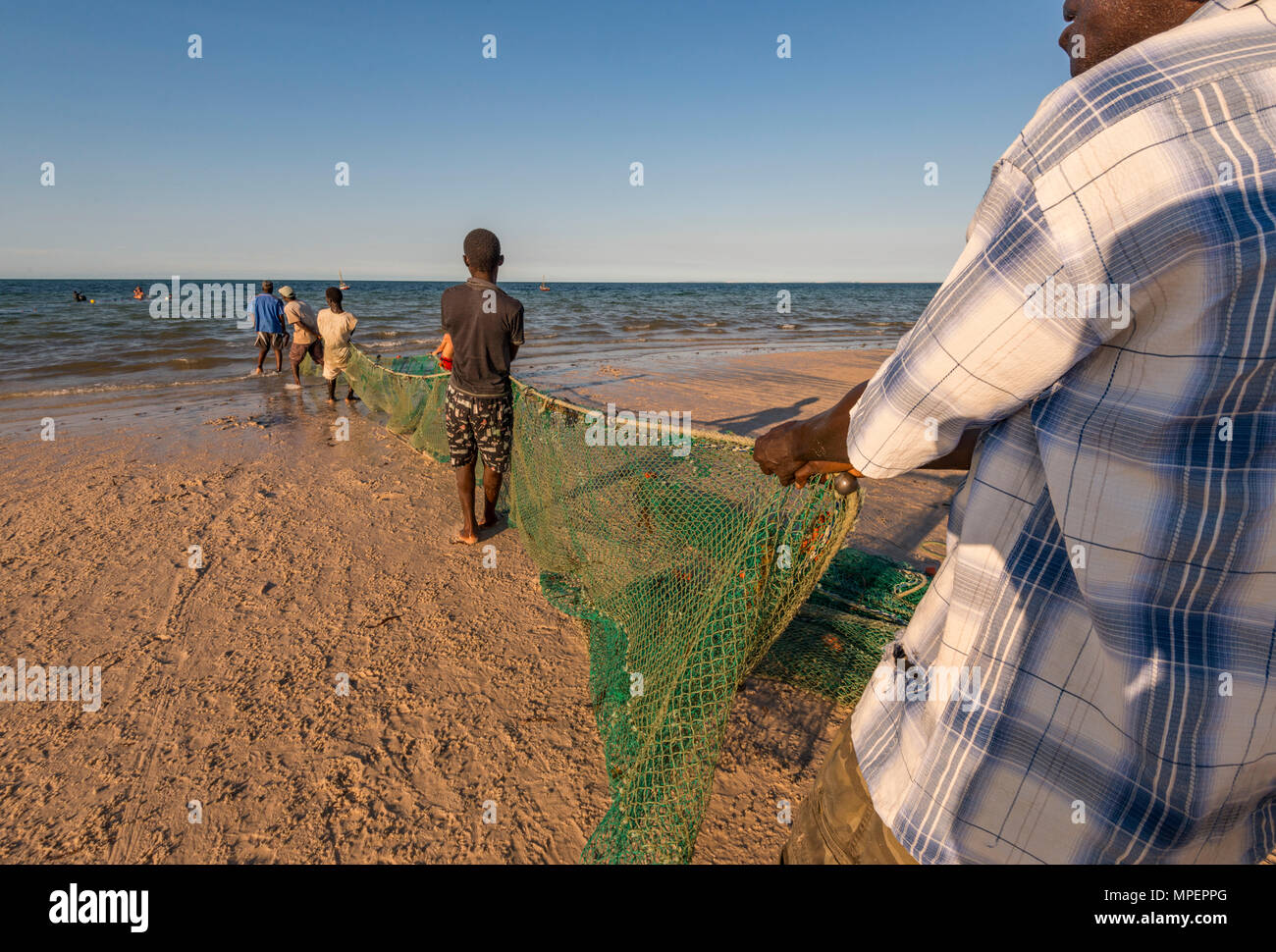 Haul in the nets hi-res stock photography and images - Alamy