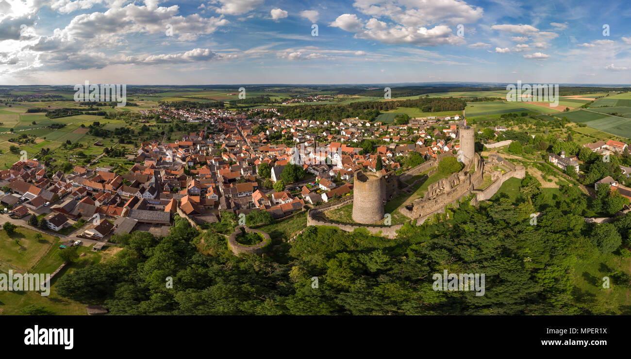 Muenzenberg castle hi-res stock photography and images - Alamy