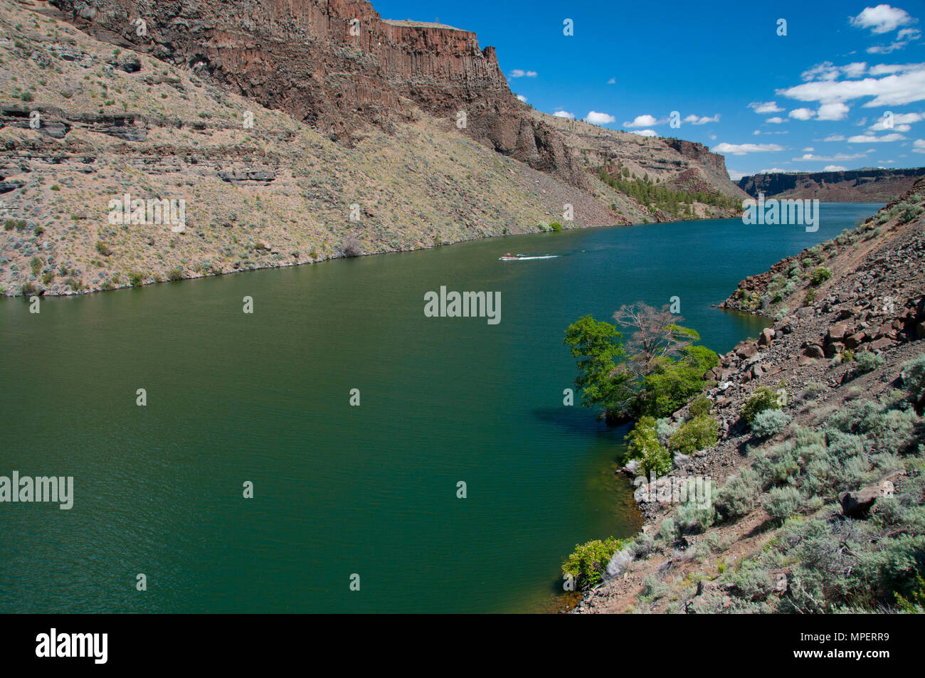 Lake billy chinook oregon hi-res stock photography and images - Alamy