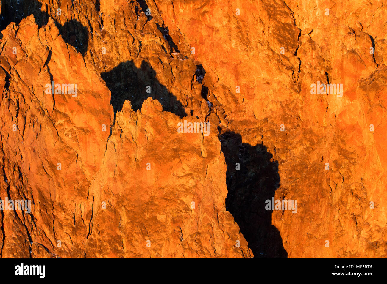 Cliffs at Smith Rocks from Rimrock Trail, Smith Rock State Park, Oregon ...