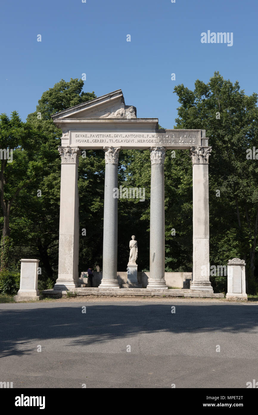 Fake temple hi-res stock photography and images - Alamy