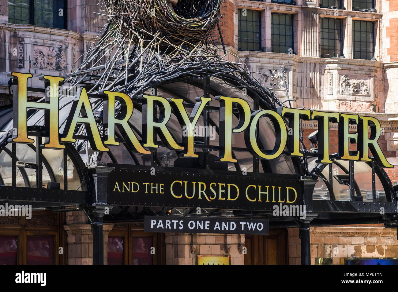 Harry potter and the cursed child london hi-res stock photography and images - Alamy