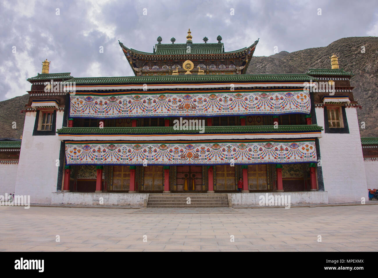 Tibetan monastery labrang hi-res stock photography and images - Alamy