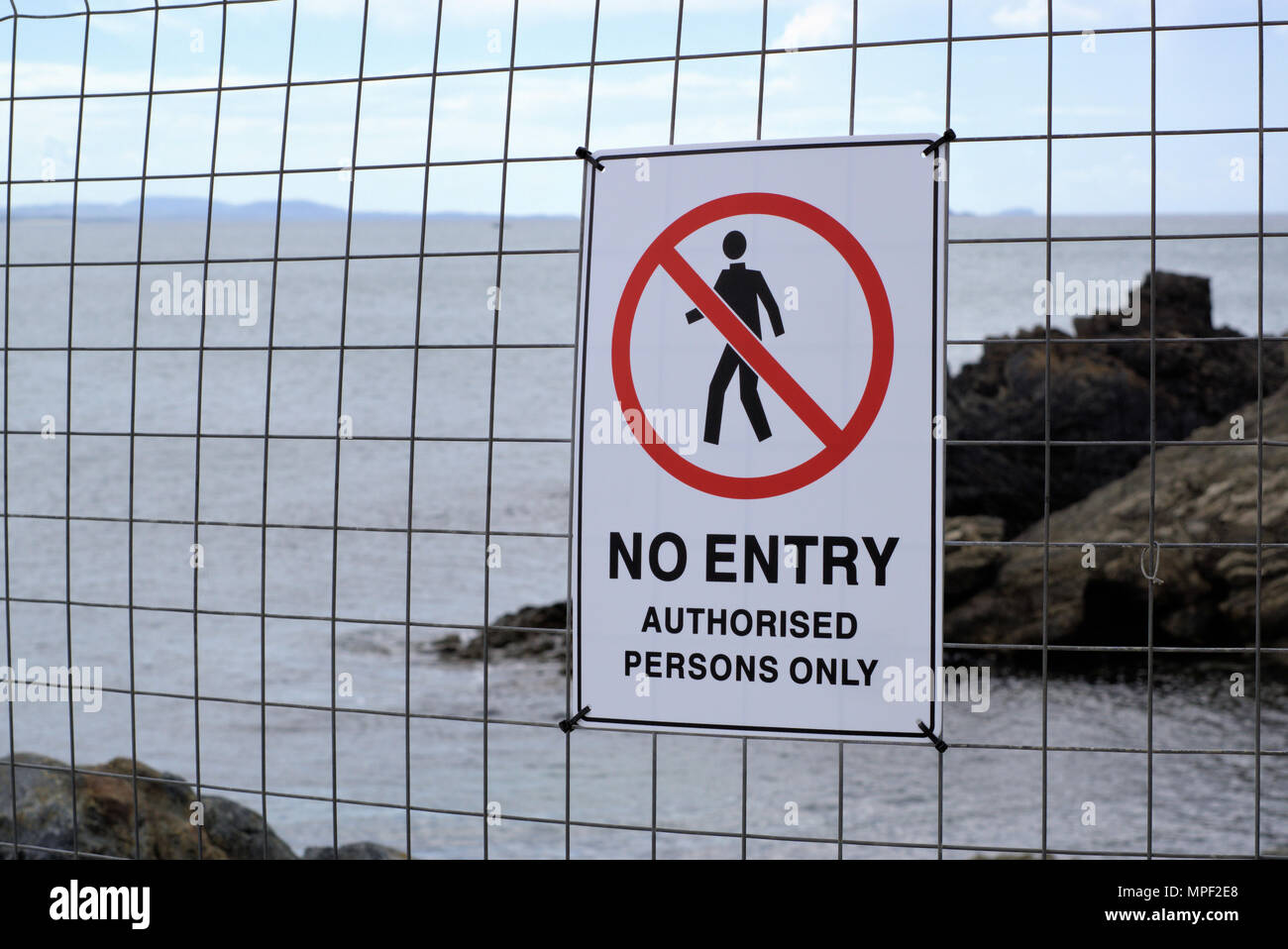 No Entry Board High Resolution Stock Photography and Images - Alamy