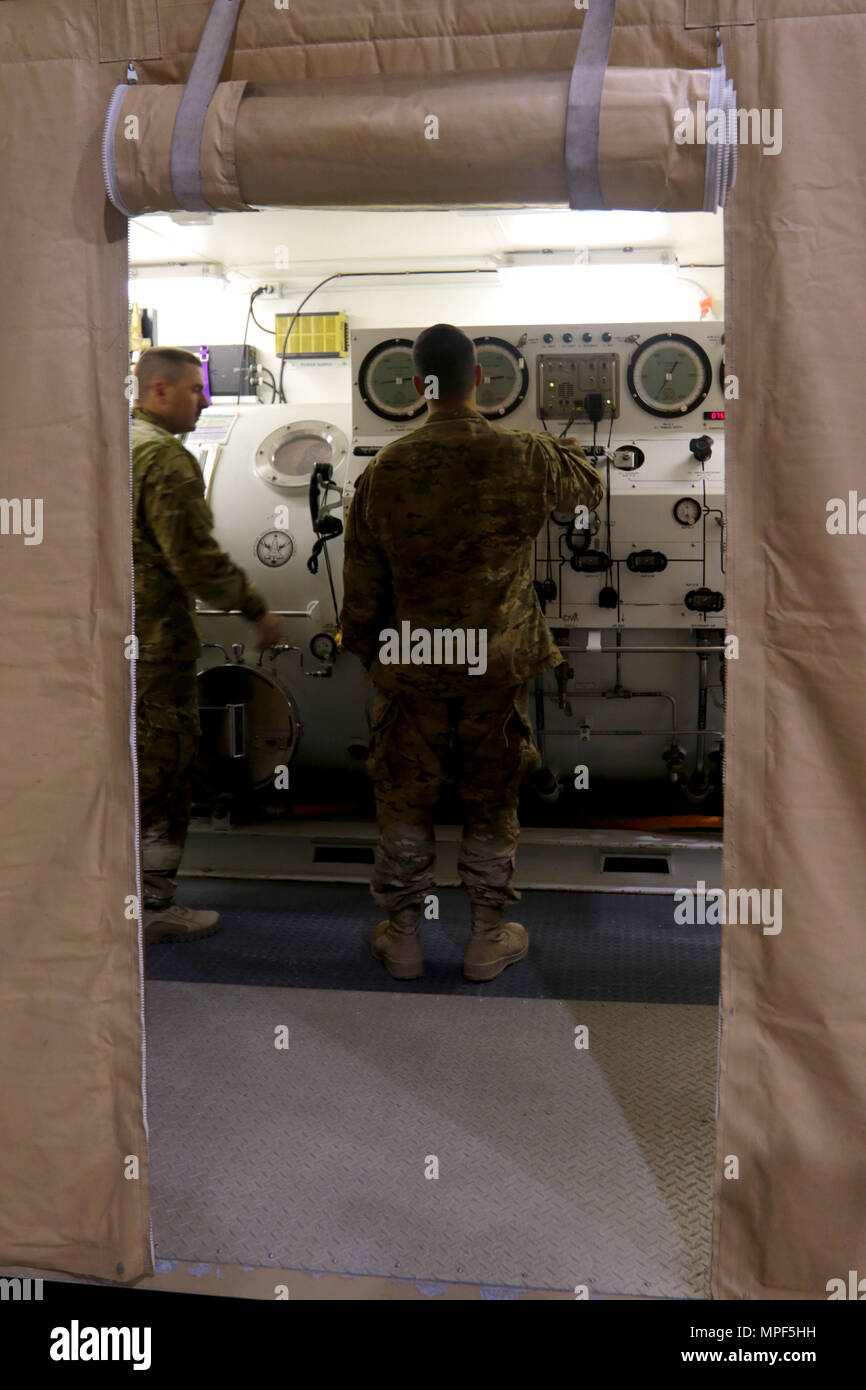 Standard navy double lock recompression chamber system hi-res stock ...