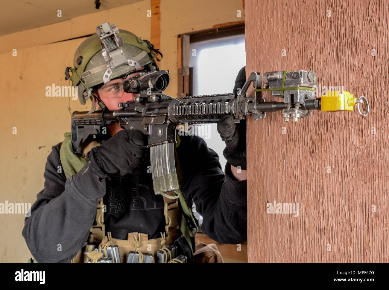 2 11 acr hi-res stock photography and images - Alamy