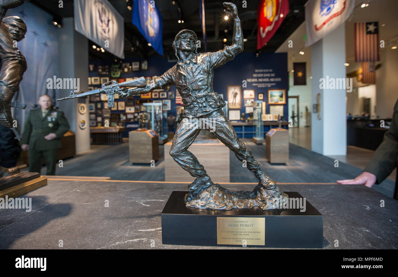 Leftwich trophy hi-res stock photography and images - Alamy