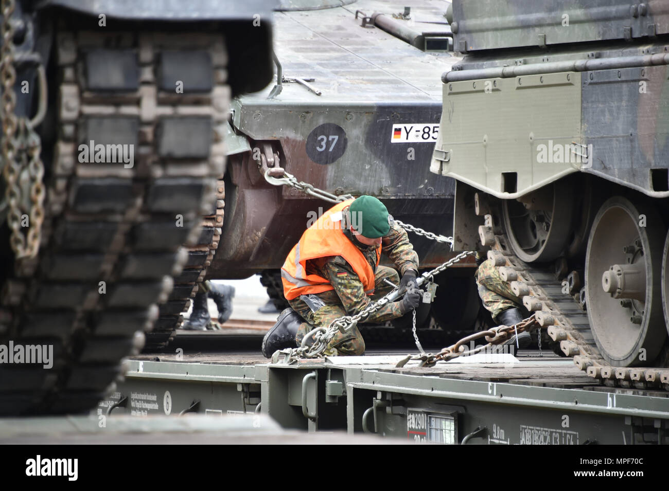 A German soldier with the 122nd Mechanized Infantry Battalion, 12th ...