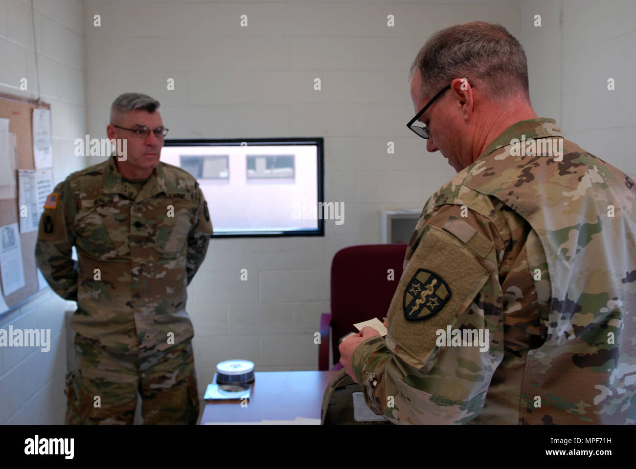 Sgt. 1st Class John Cunningham, a U.S. Army Reserve Soldier with Army ...