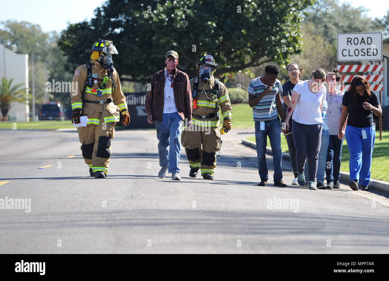 Mass casualty emergency vehicle hi-res stock photography and images - Alamy