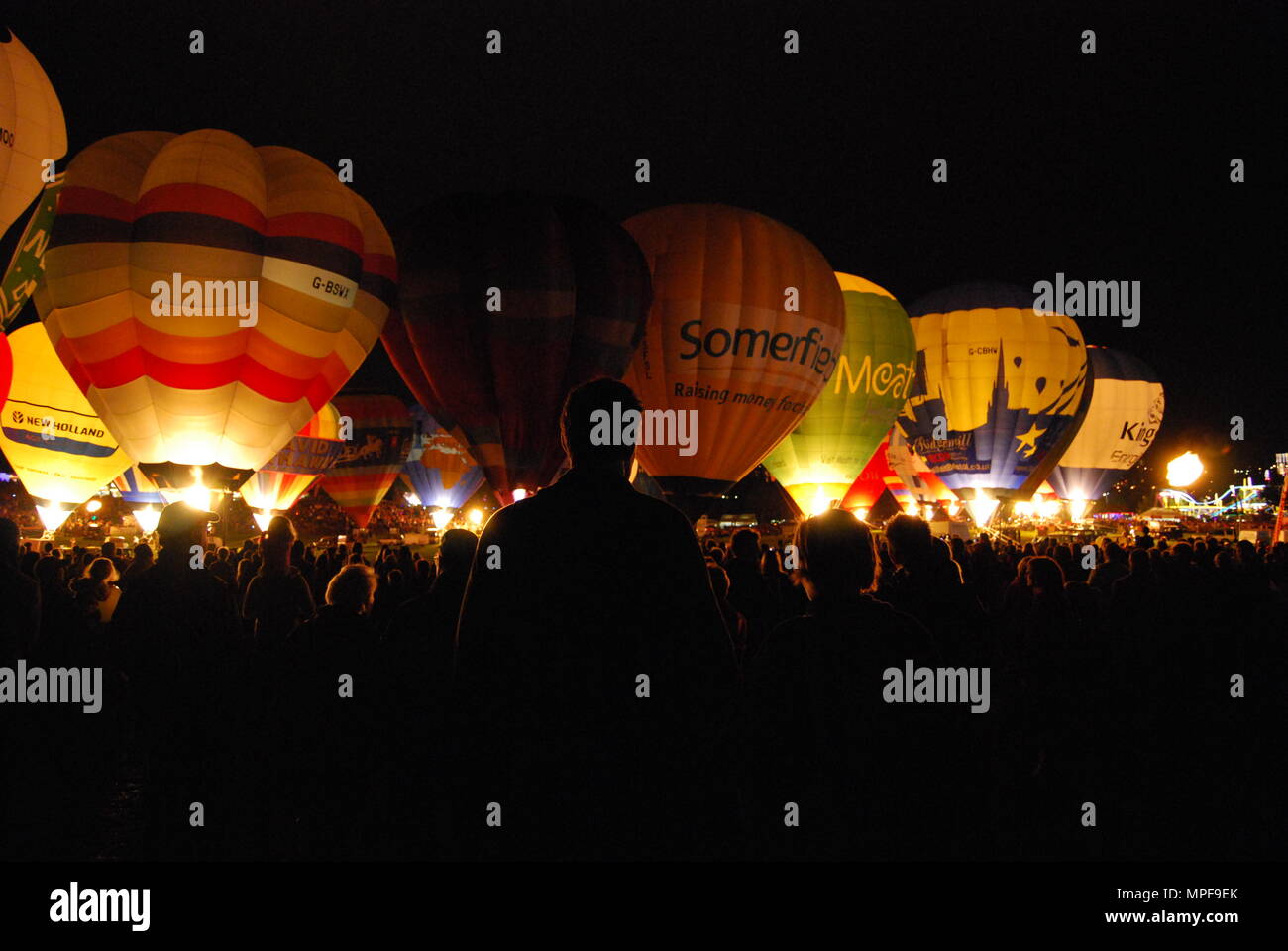 Hot Air Balloon Night Glow High Resolution Stock Photography and Images ...
