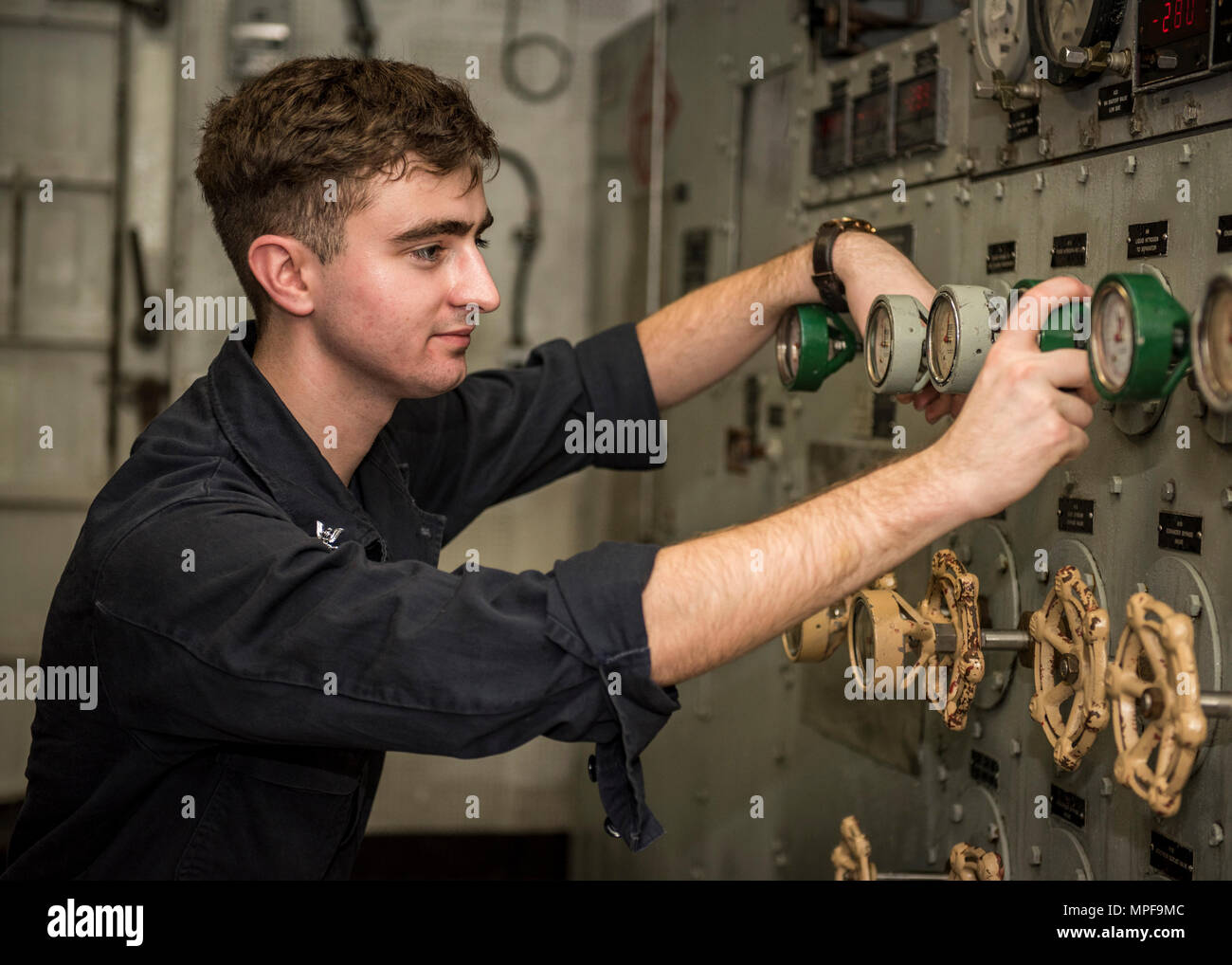 170221-N-BL637-026 SOUTH CHINA SEA (Feb. 21, 2017) Machinist’s Mate 2nd ...