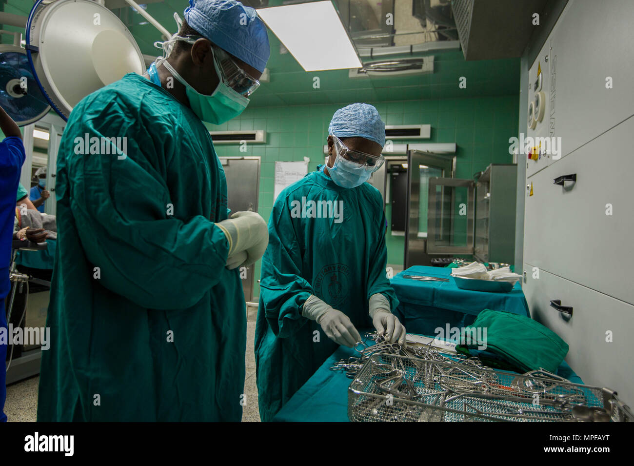 Operation hospital ghana hi-res stock photography and images - Alamy