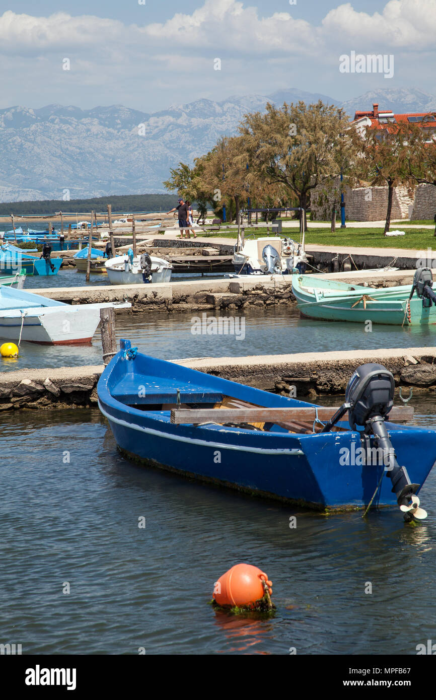 Medieval boats hi-res stock photography and images - Alamy