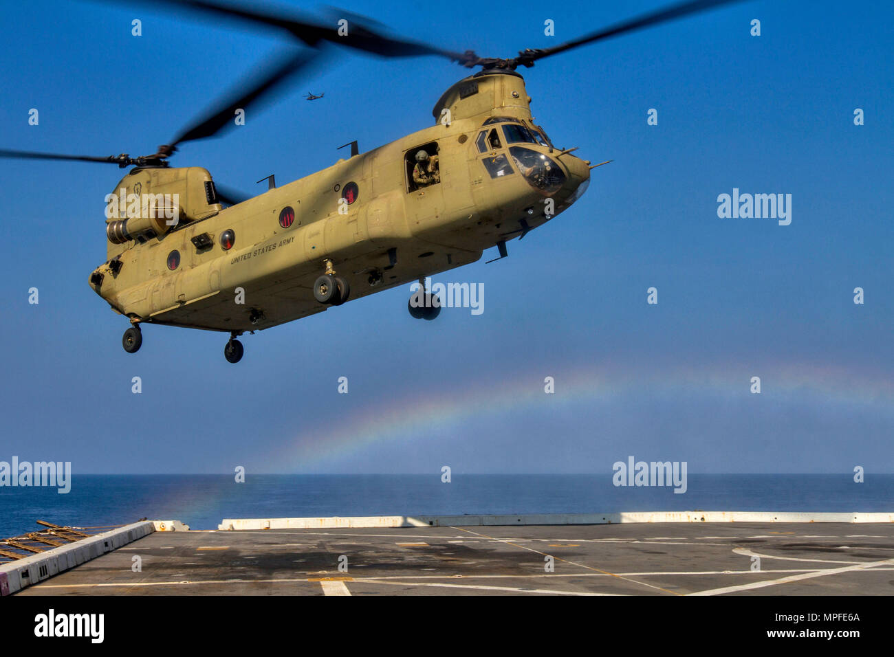 U S Army Ch 47f Chinook Helicopter High Resolution Stock Photography ...