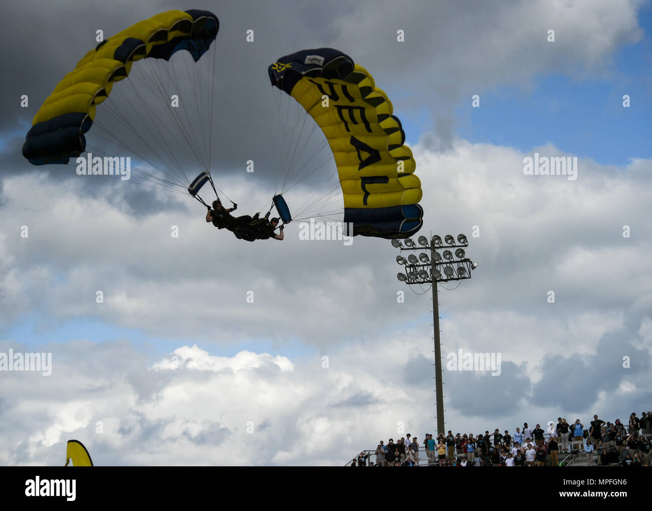170224-N-BK384-085 SEMMES, Ala. (Feb. 24, 2017) Members of the U.S ...