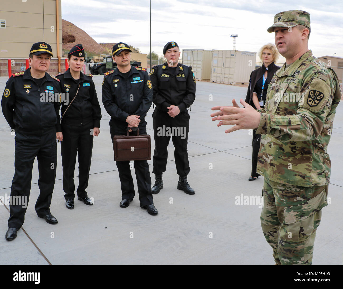 850th military police battalion hi-res stock photography and images - Alamy