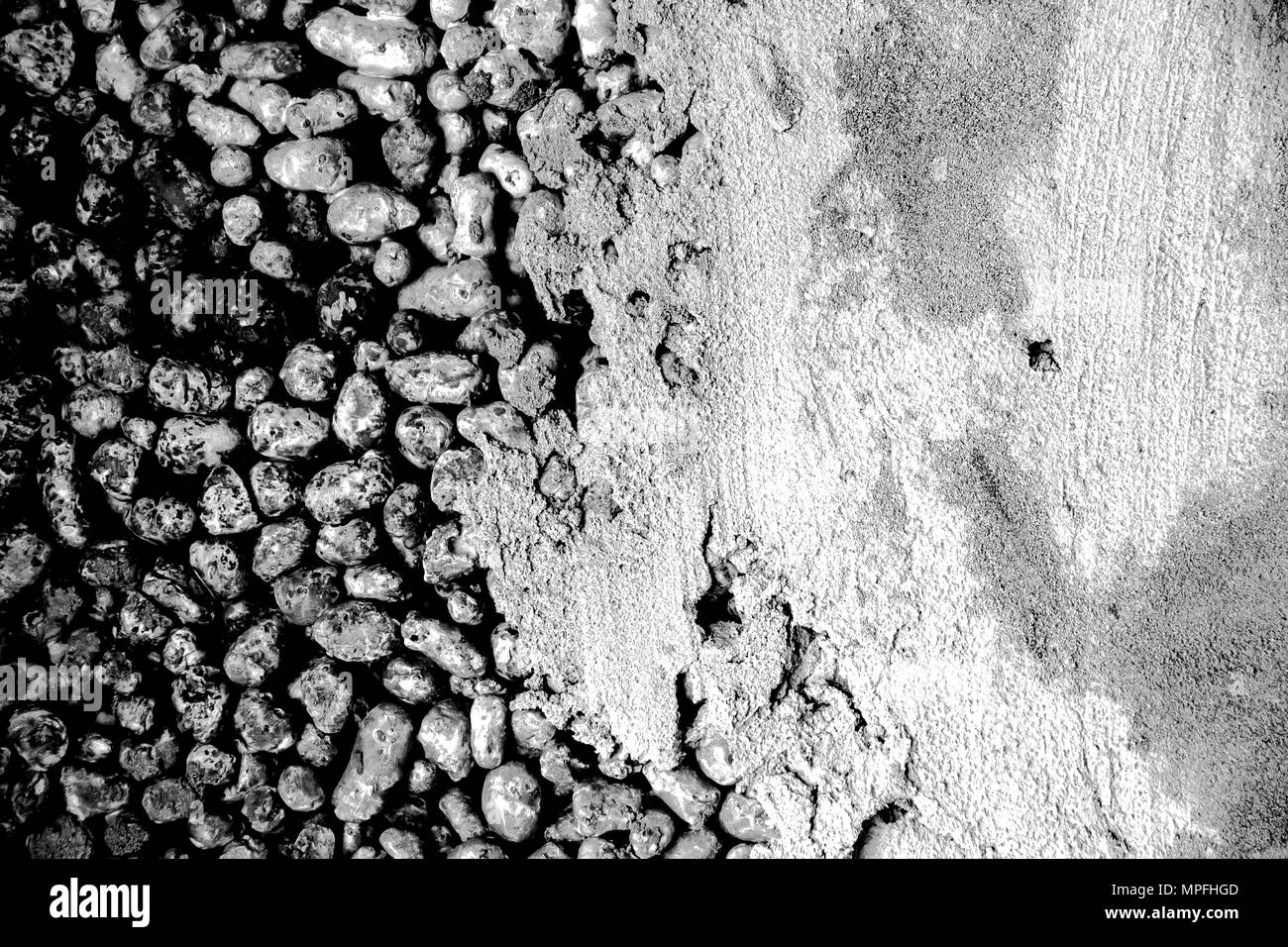 Expanded clay aggregate hi-res stock photography and images - Alamy