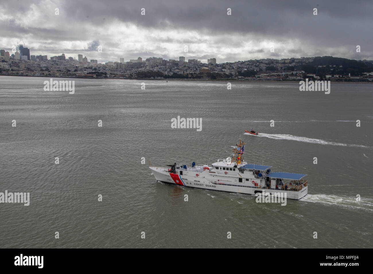 52 motor lifeboat hi-res stock photography and images - Alamy