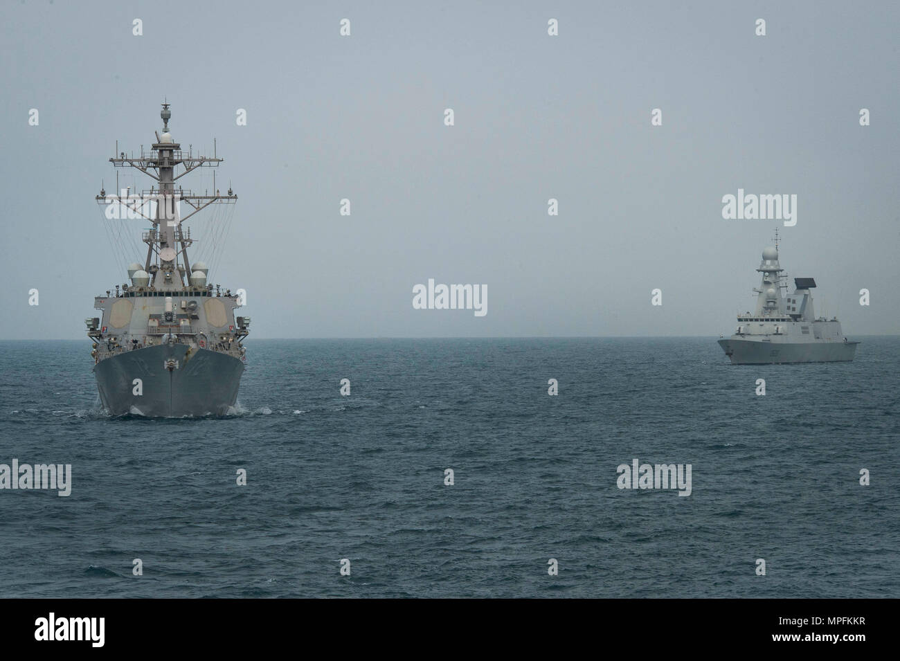 170201-N-MM501-0132 U.S. Navy Arleigh Burke-class destroyer USS Mahan ...