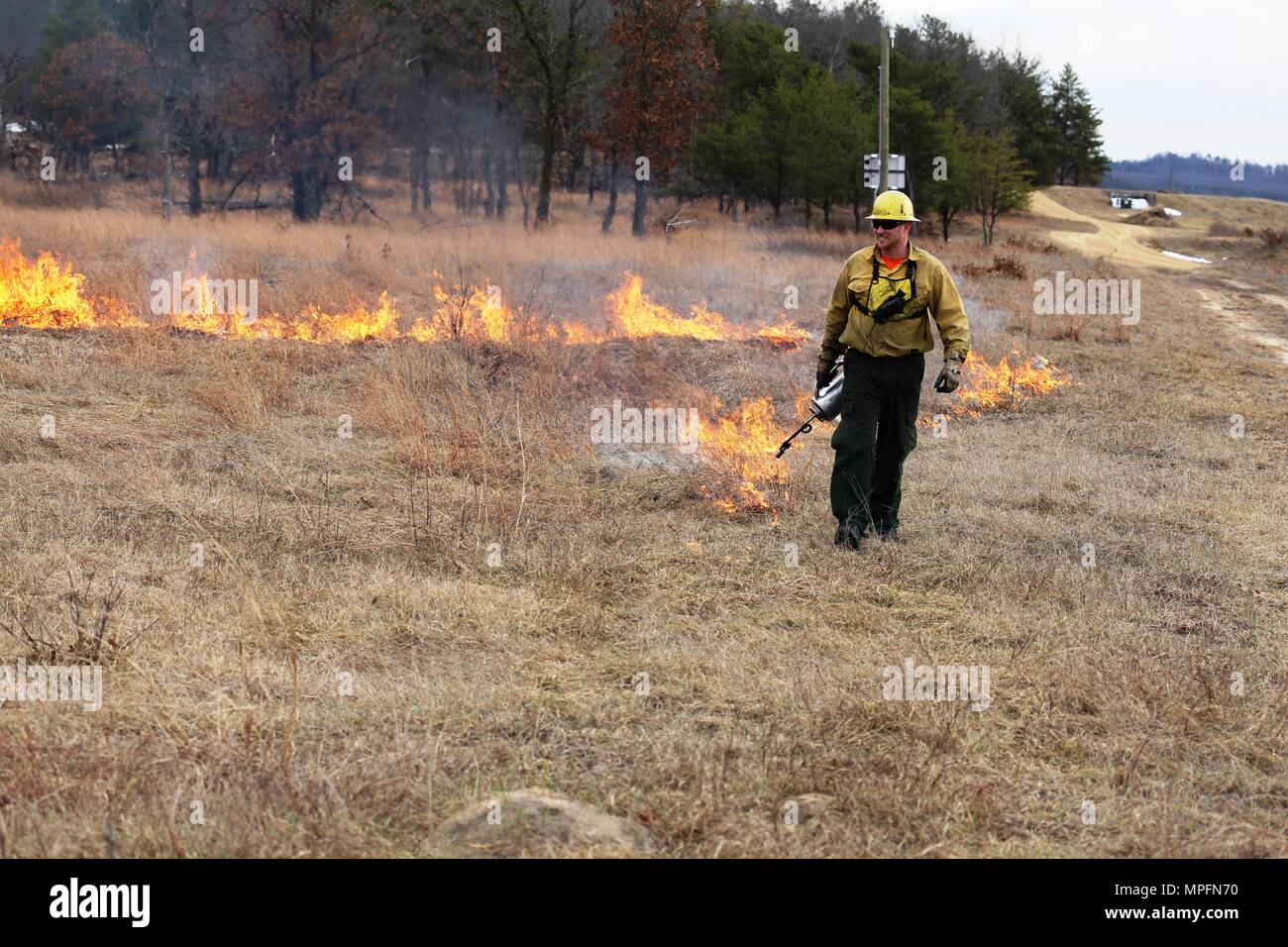 Firefighting fire seasons hi-res stock photography and images - Alamy
