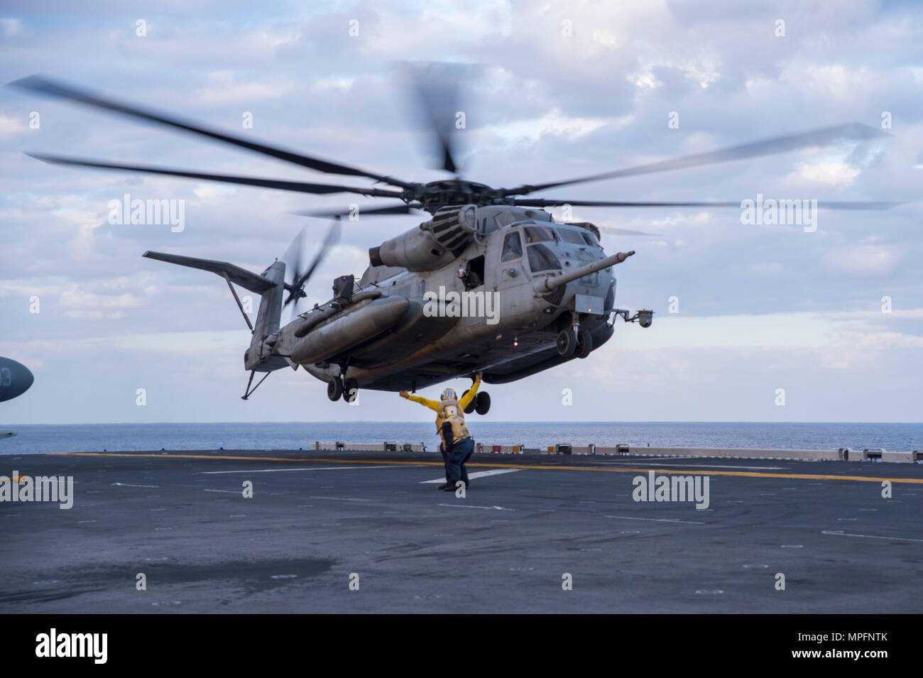 170303-N-XK809-367 PHILIPPINE SEA (March 3, 2017) A CH-53E Super ...