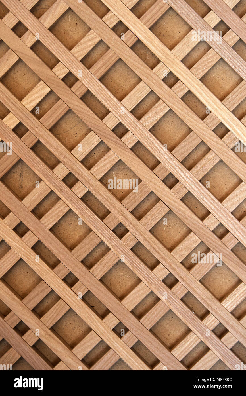Lattice pattern wood hi-res stock photography and images - Alamy