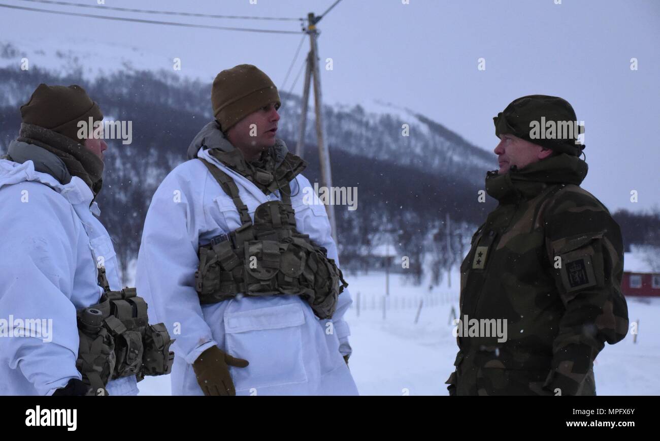 Maj. Gen. Odin Johannessen, Norwegian Army Chief of Staff, speaks with ...