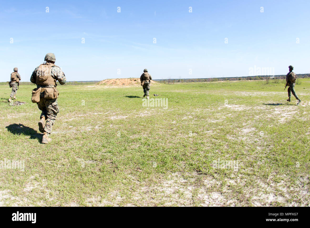 U.S. Marines with Company A, 2nd Assault Amphibian Battalion, 2nd ...