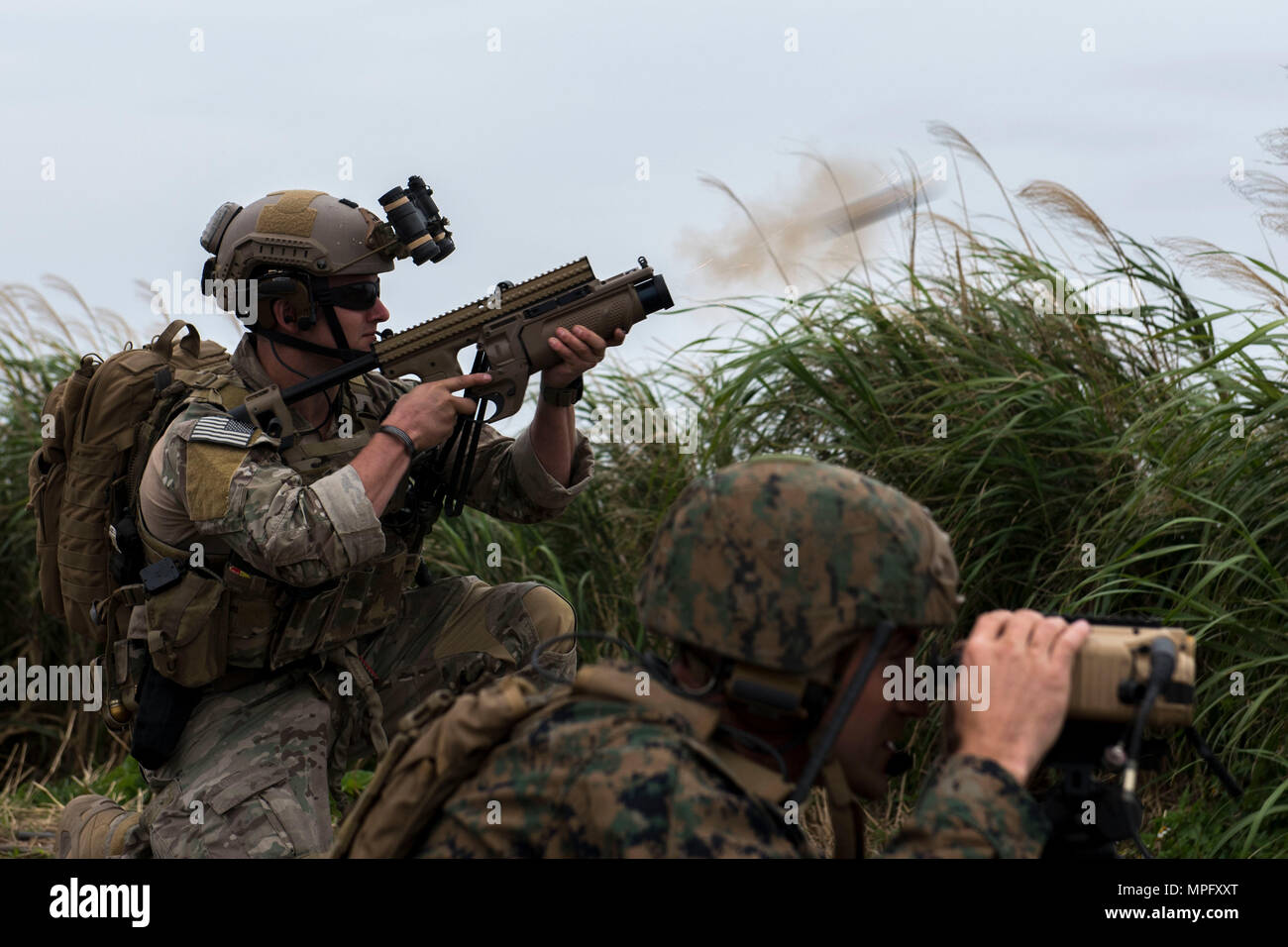 Smoke markers hi-res stock photography and images - Alamy