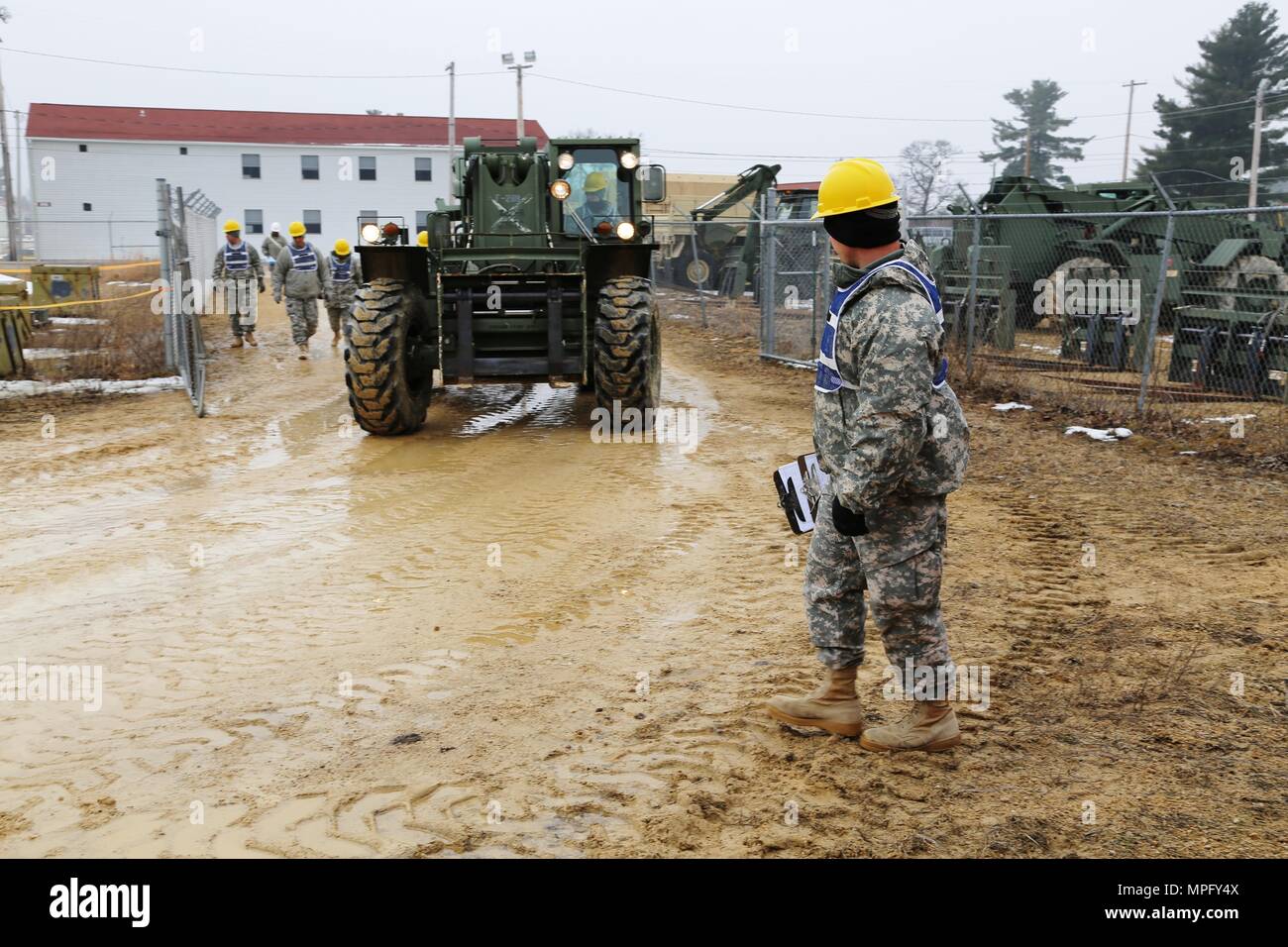 All terrain army lifter system hi-res stock photography and images - Alamy