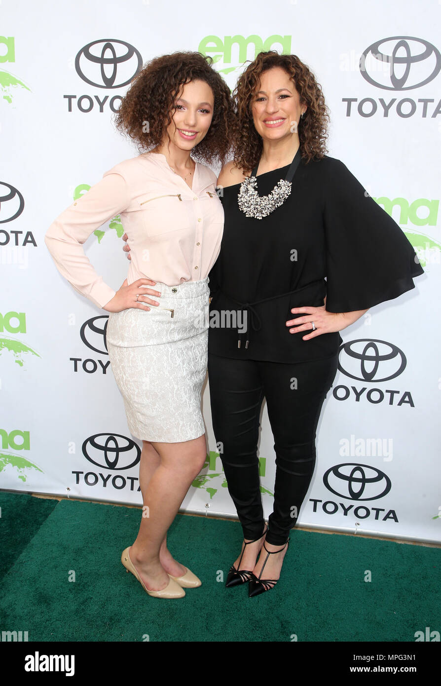 Kelly vlahakis hanks hi-res stock photography and images - Alamy