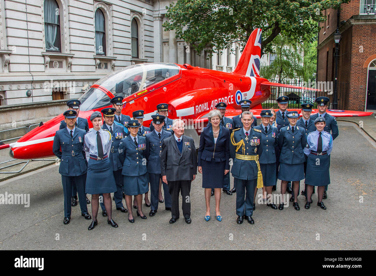 London, UK. 23th May 2018. Colin Bell, 97 and RAF Mosquito pilot, The ...
