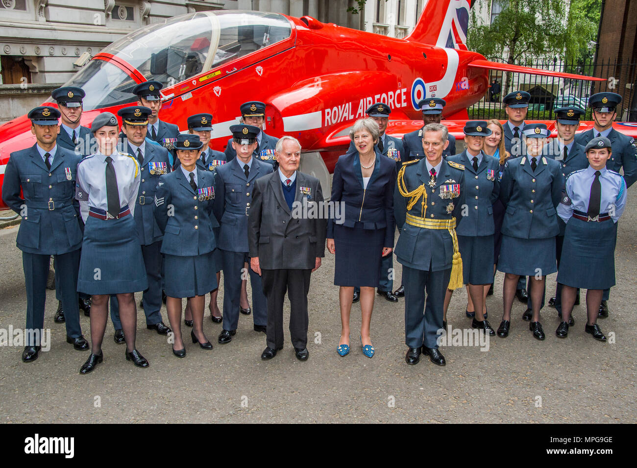 Colin bell raf pilot hi-res stock photography and images - Alamy