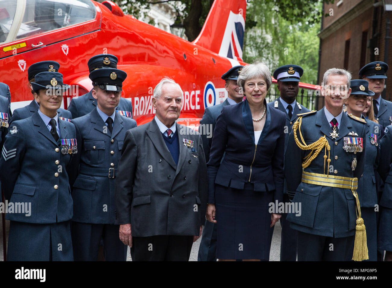 Colin bell raf hi-res stock photography and images - Alamy