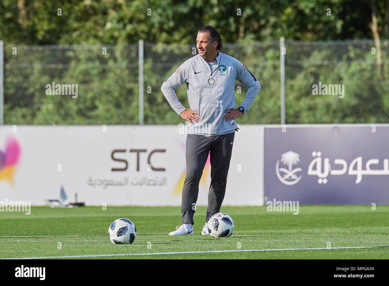Juan Antonio Pizzi High Resolution Stock Photography and Images - Alamy