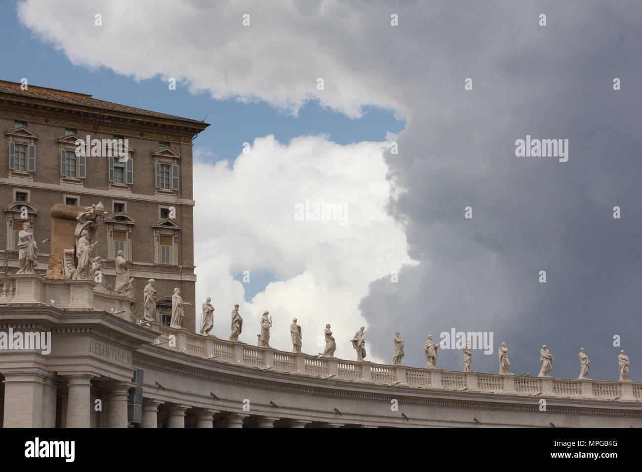Vatican City, Vatican. 23rd May, 2018. Storm clouds over Saint Peters ...