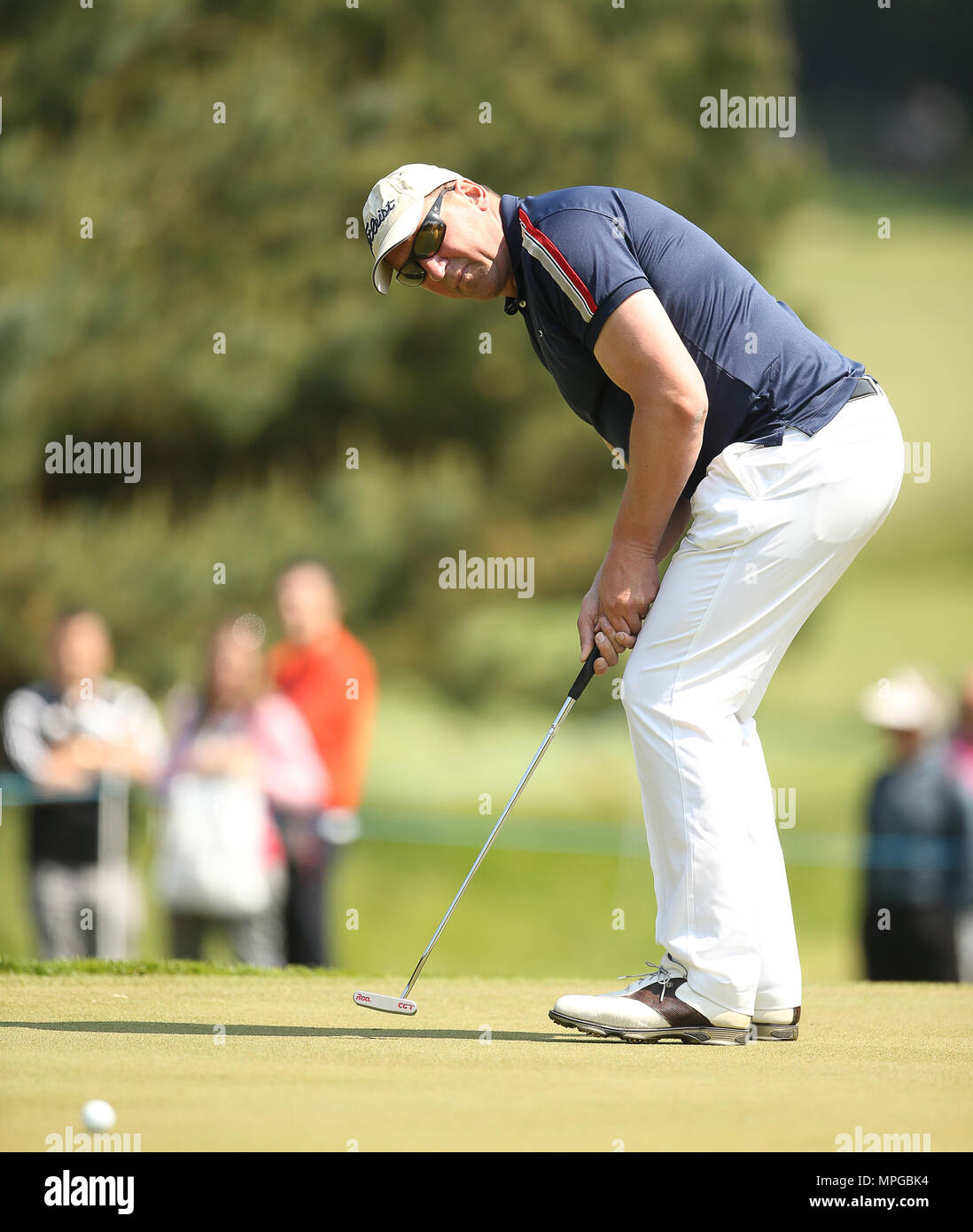 Sir matthew pinsent bmw pga pro am wentworth golf club hi-res stock ...