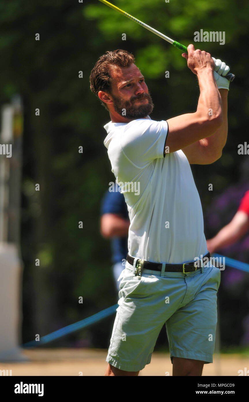 . Jamie Dornan playing golf Stock Photo - Alamy