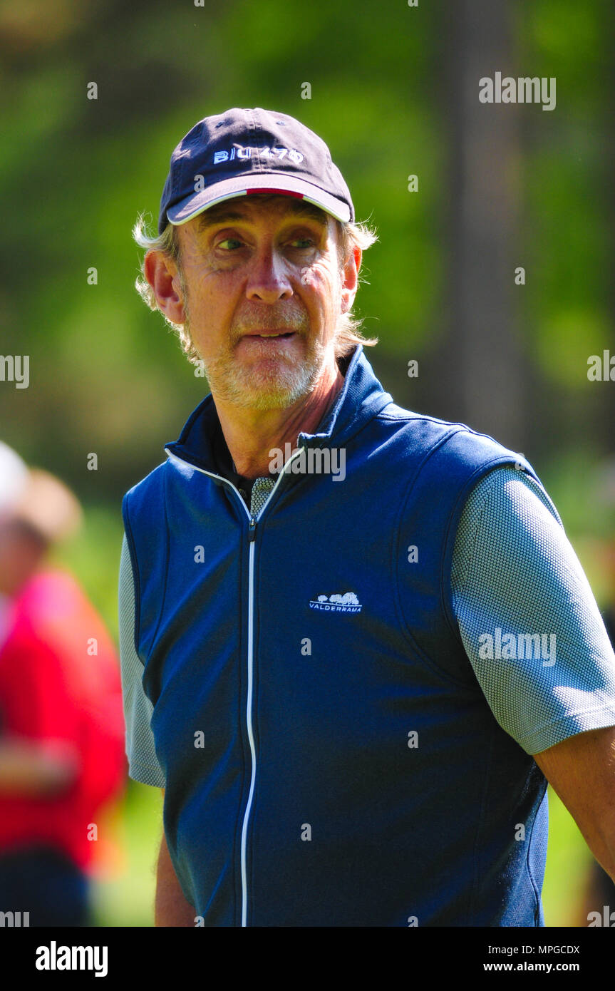 Mike rutherford hi-res stock photography and images - Alamy