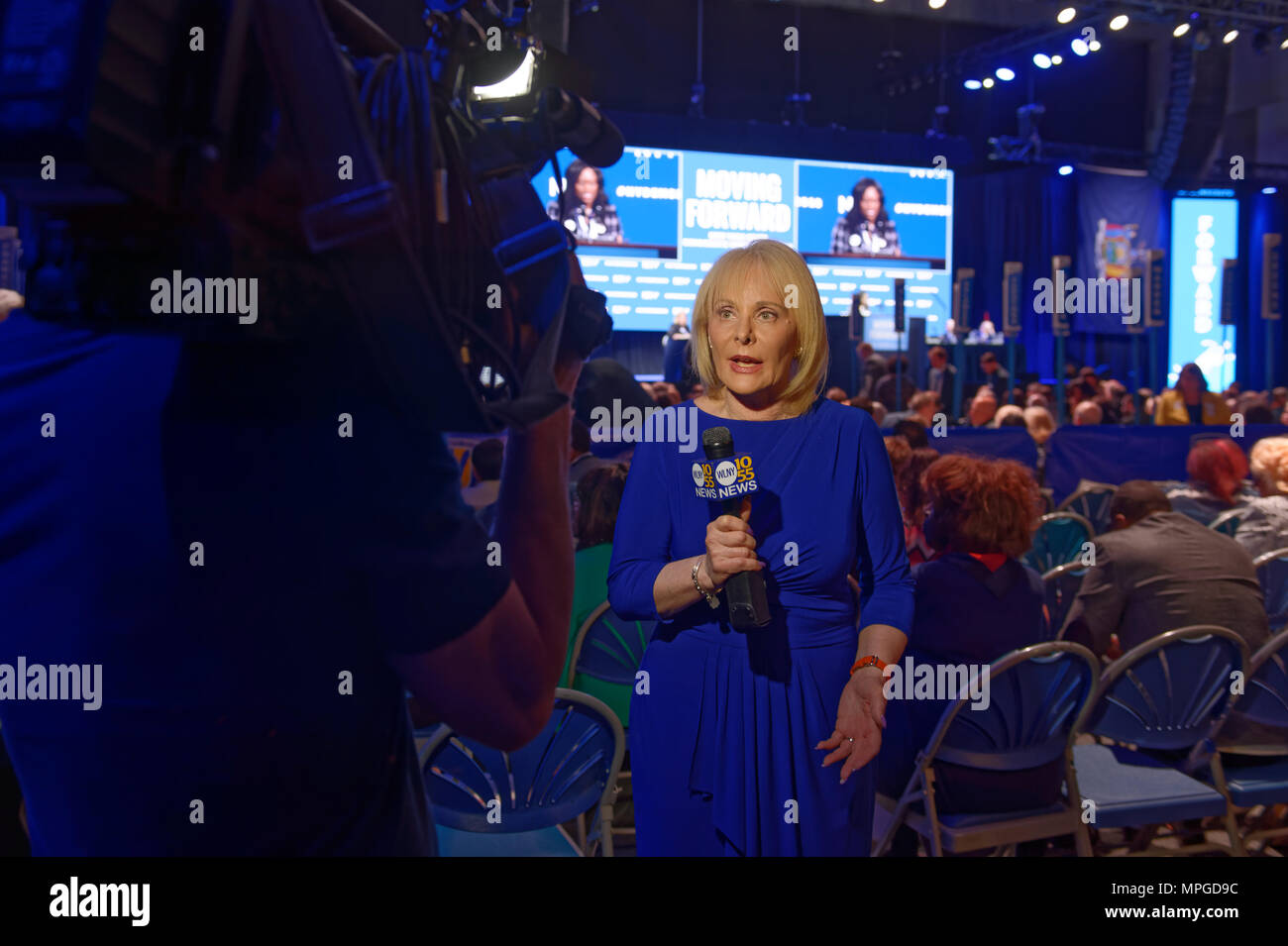Wlny tv hi-res stock photography and images - Alamy