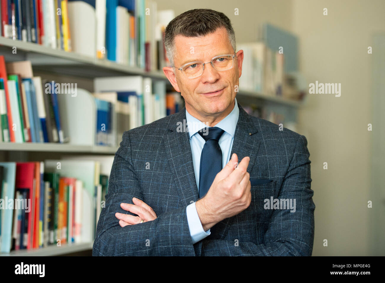 08 May 2018, Germany, Berlin: Head of the German Ethics Board Peter ...