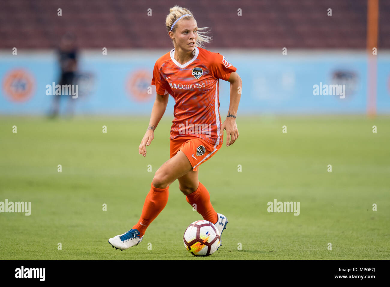 Houston, TX, USA. 23rd May, 2018. Houston Dash forward Rachel Daly (3 ...
