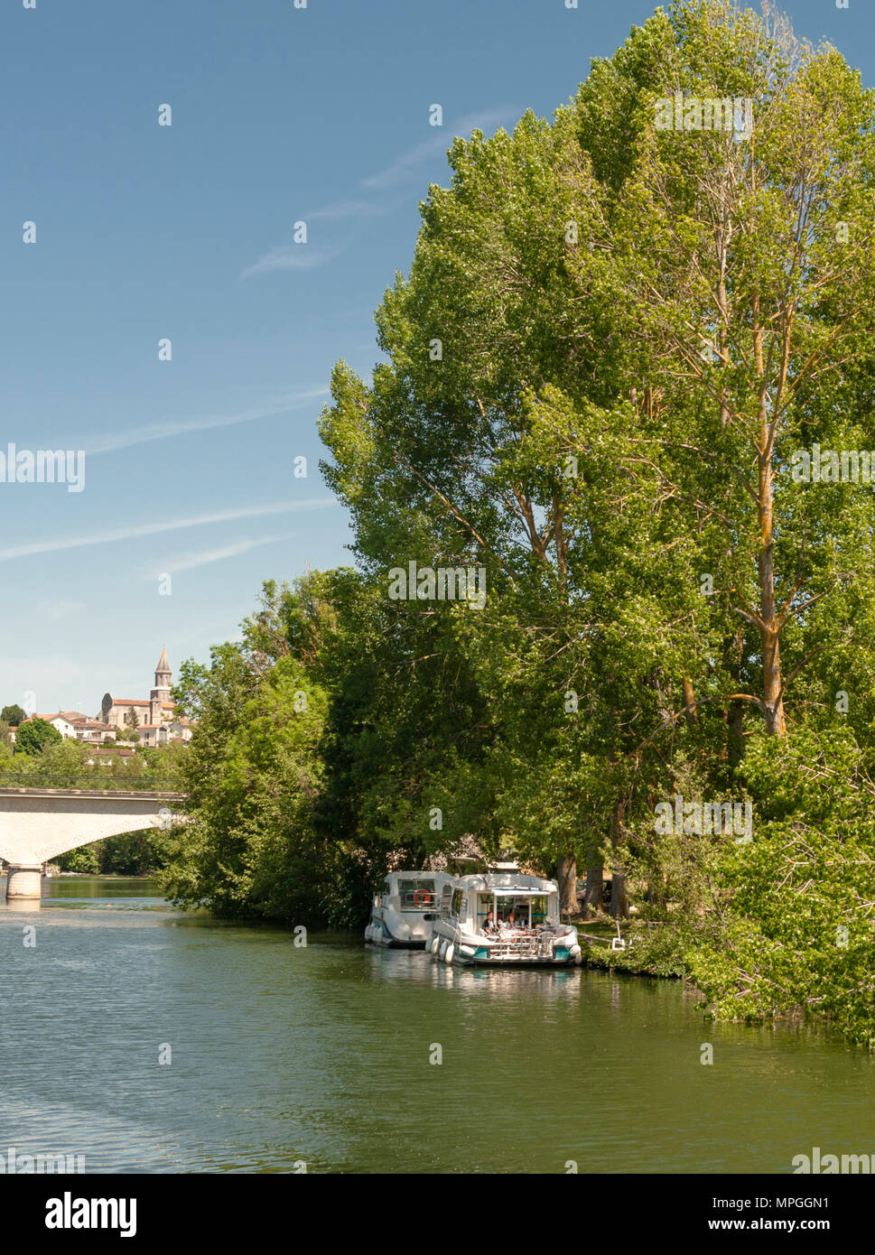 The Charente river at Saint-Simeux, France Stock Photo - Alamy