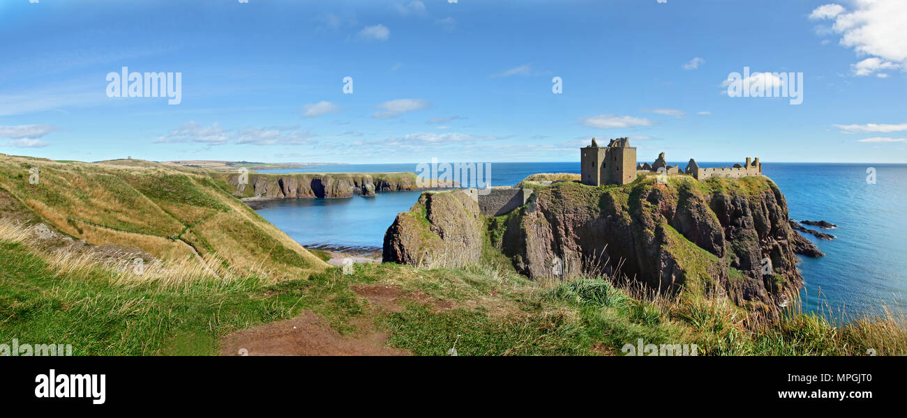Dunnottar castle scotland hi-res stock photography and images - Alamy