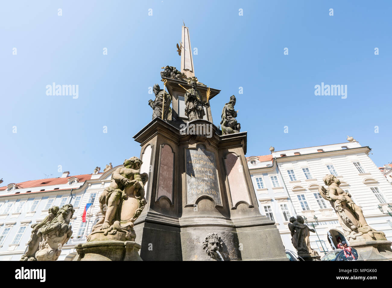 Trinity symbol sculpture hi-res stock photography and images - Alamy