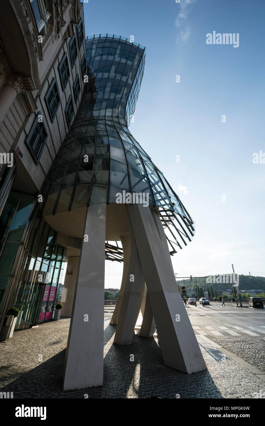 The Dancing House Czech High Resolution Stock Photography and Images ...
