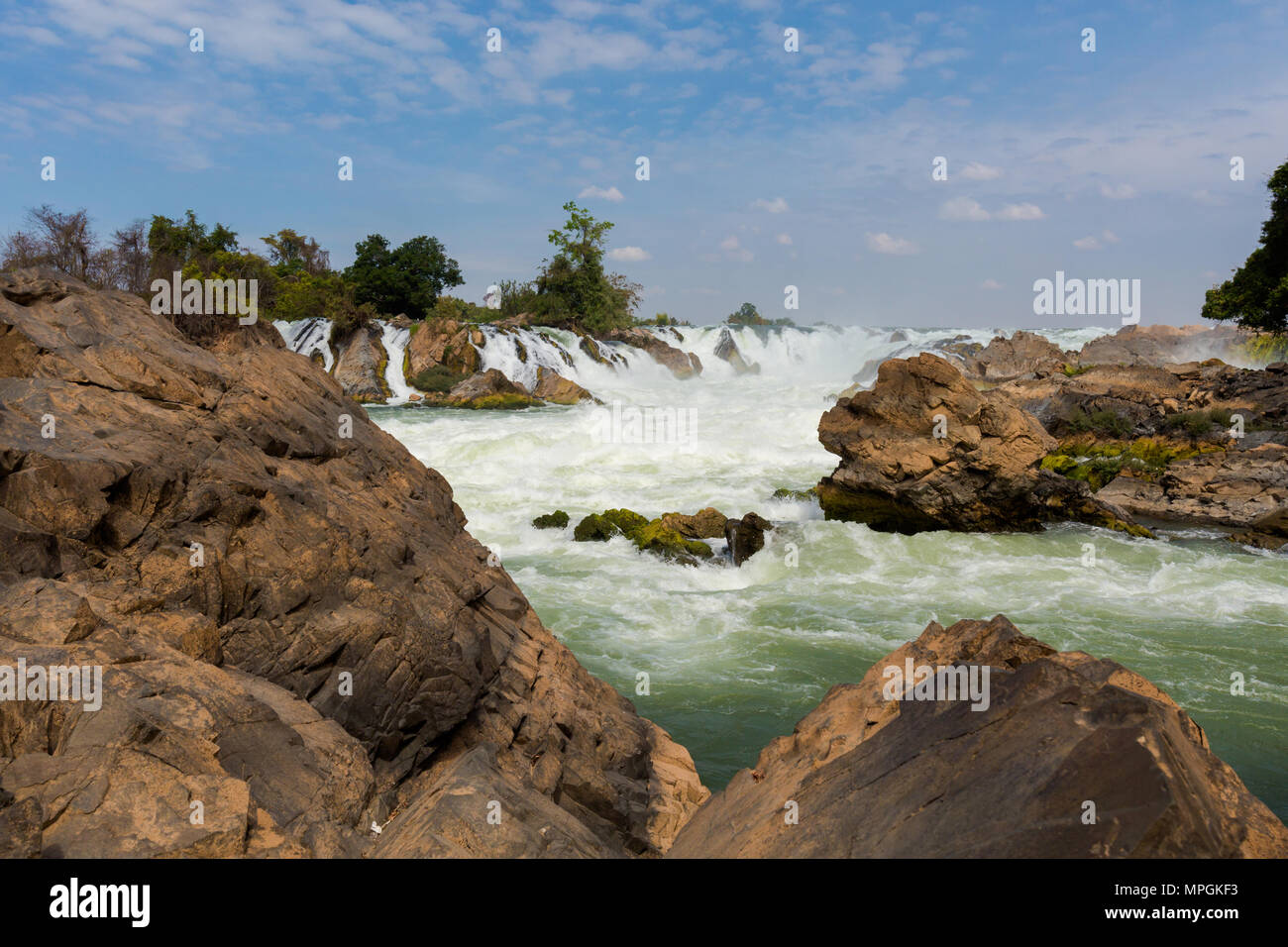 Big Khone Phapheng waterfall - don phapheng, don khong, si phan don on ...