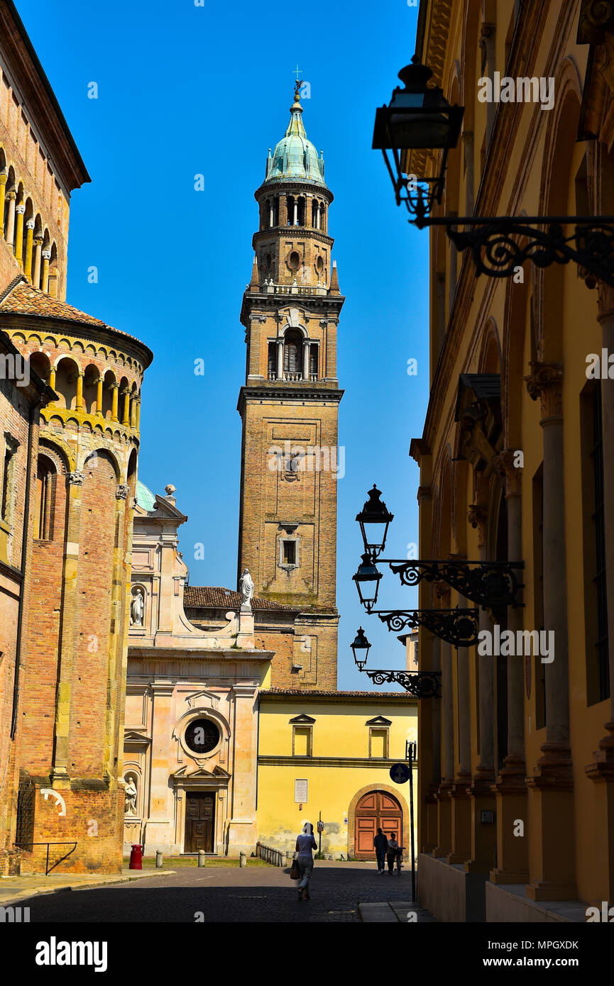 Parma italy town bicycle hi-res stock photography and images - Alamy