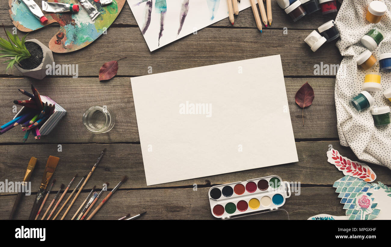 empty sheet of paper Stock Photo - Alamy